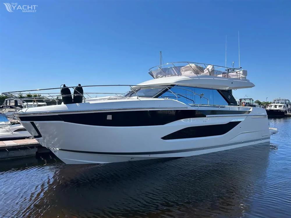 Prestige F4.9 New Boat for for Sale in Athlone, Ireland - 2025