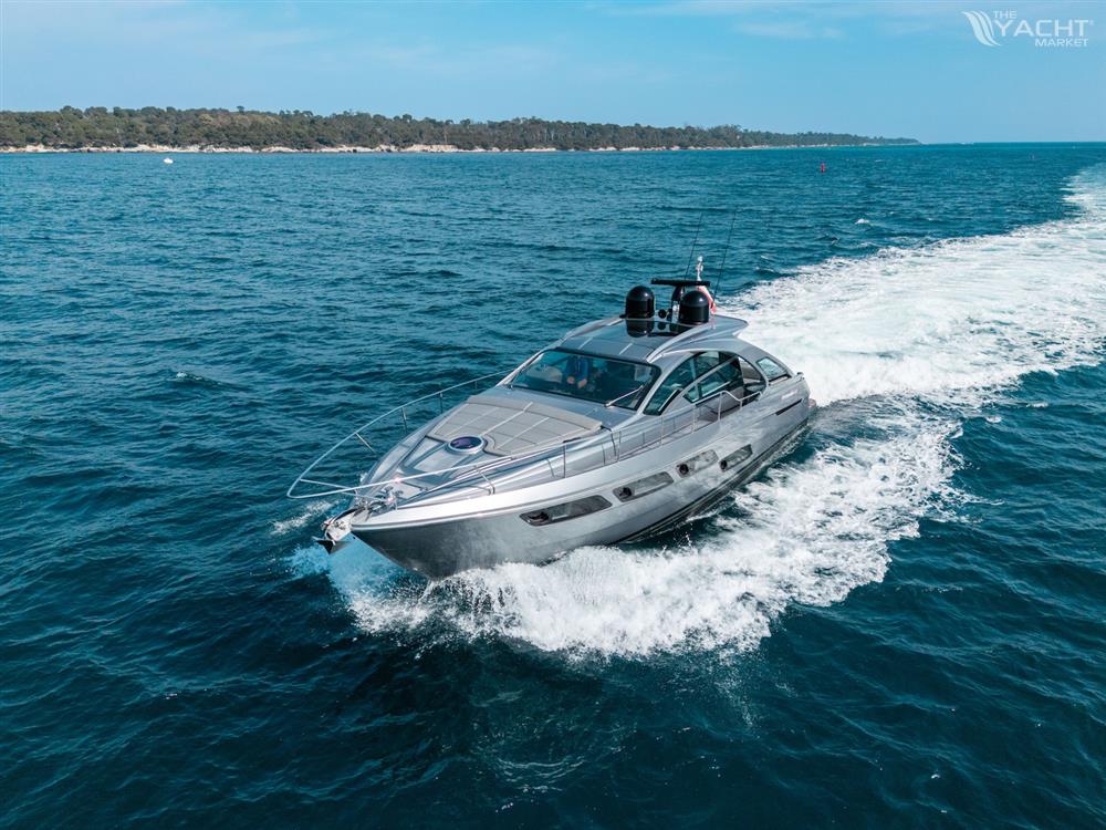 Pershing 5X Gebraucht Boot für für Verkauf in Antibes, Frankreich ...